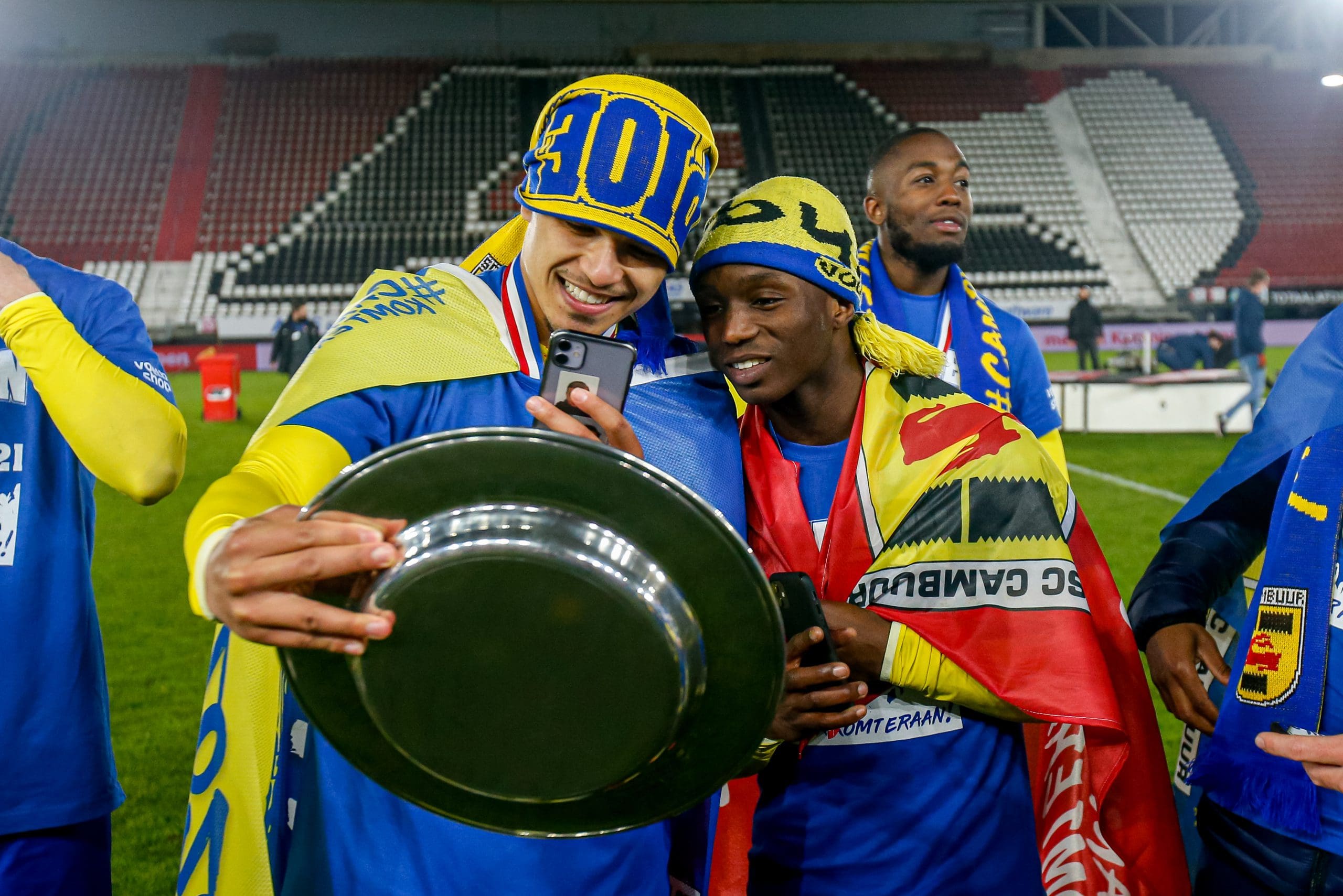 VIDEO | Terugkijken op het historische seizoen met Issa Kallon · SC Cambuur