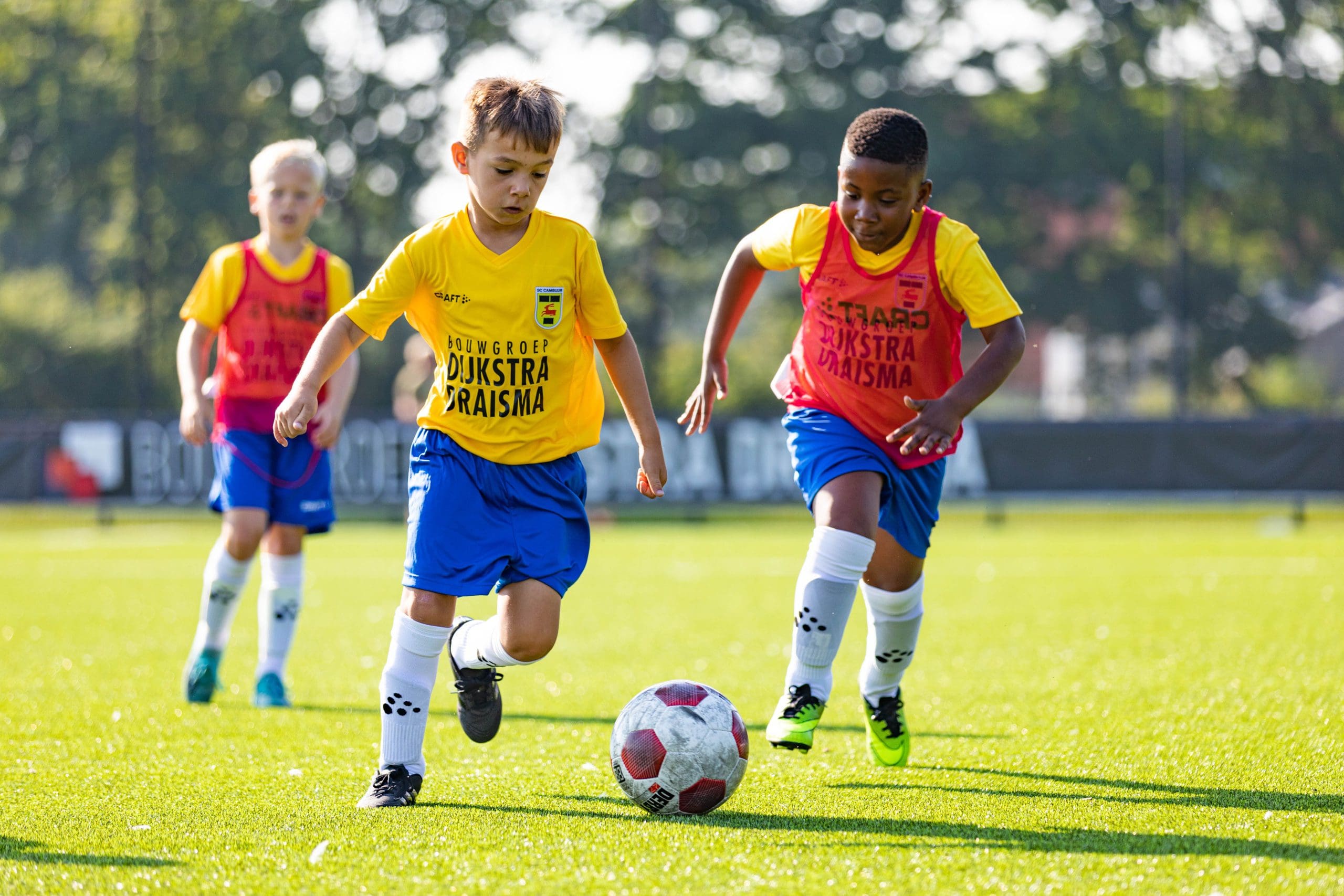 Kom in de herfstvakantie naar het SC Cambuur Voetbalkamp bij Zeerobben ...