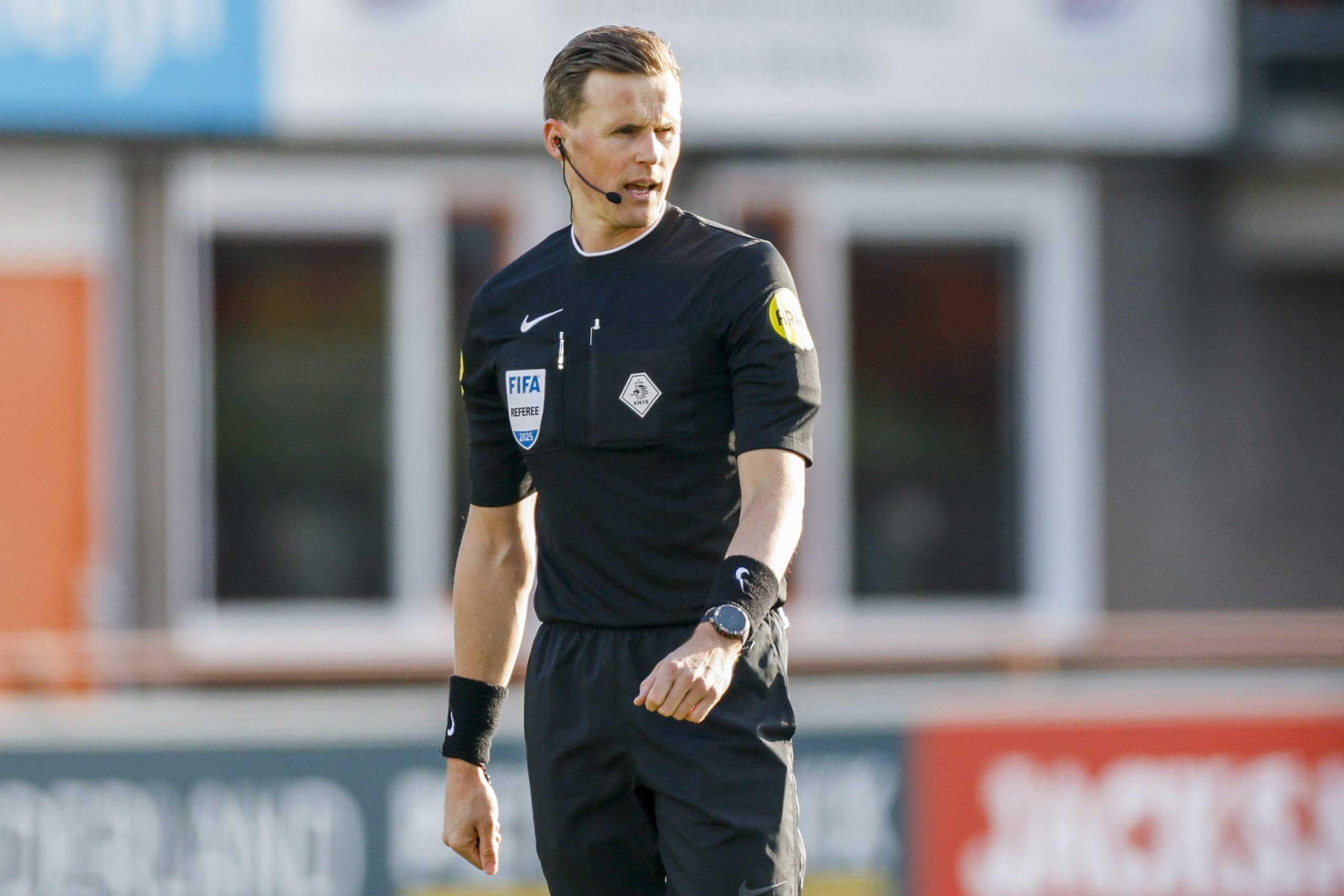 Sander van der Eijk leidt SC Cambuur - De Graafschap · SC Cambuur